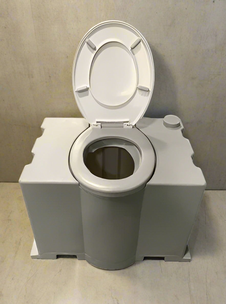 Plastic Portable Toilets | Pioneer Plastics