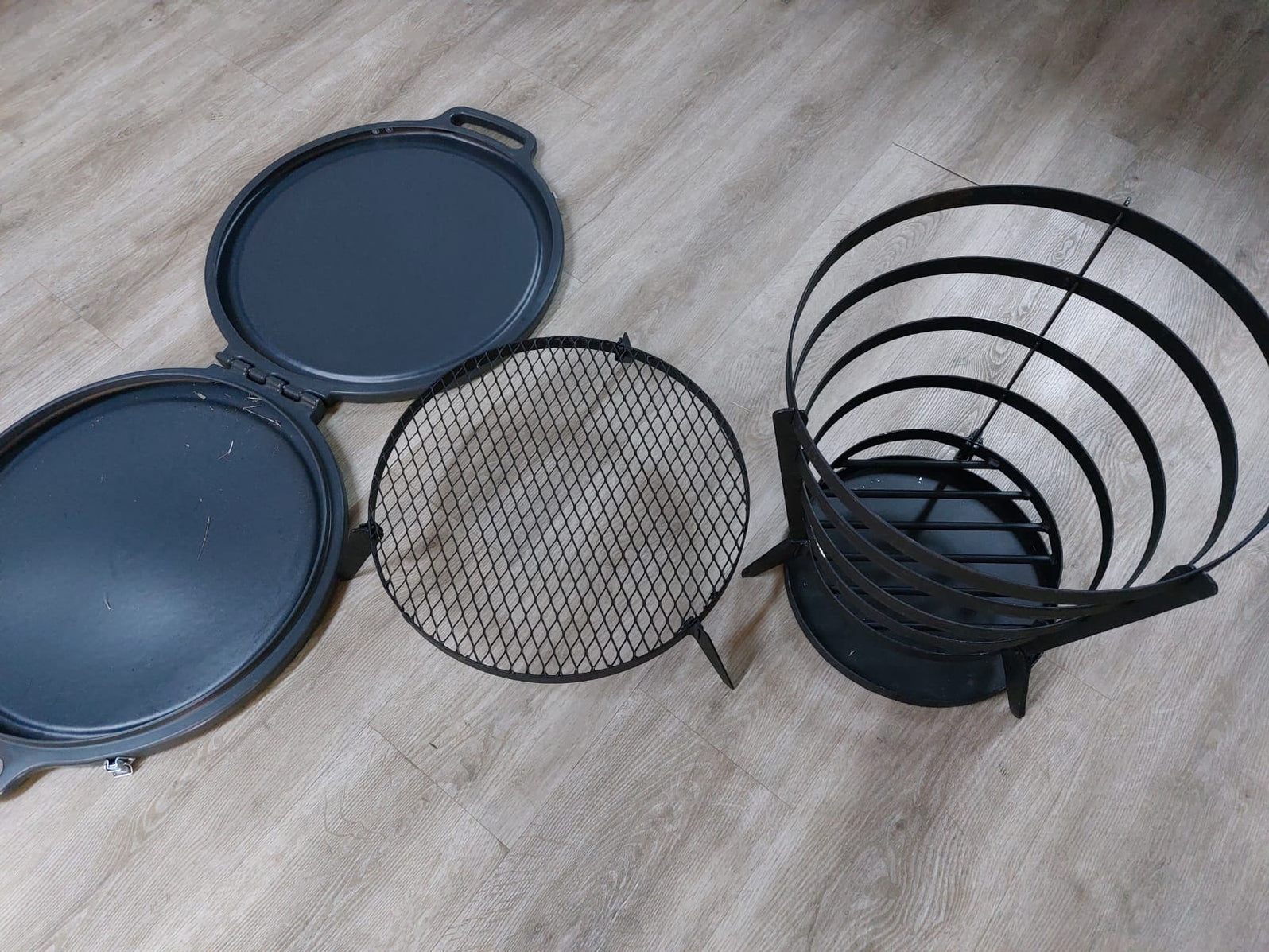 Collapsable Fire Stand with Carry Case — Pioneer Plastics